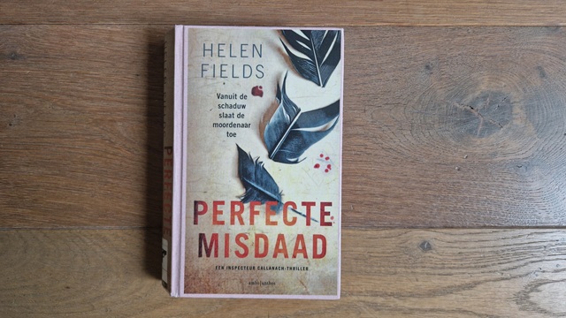 Boekrecensie: Perfecte misdaad – Helen Fields